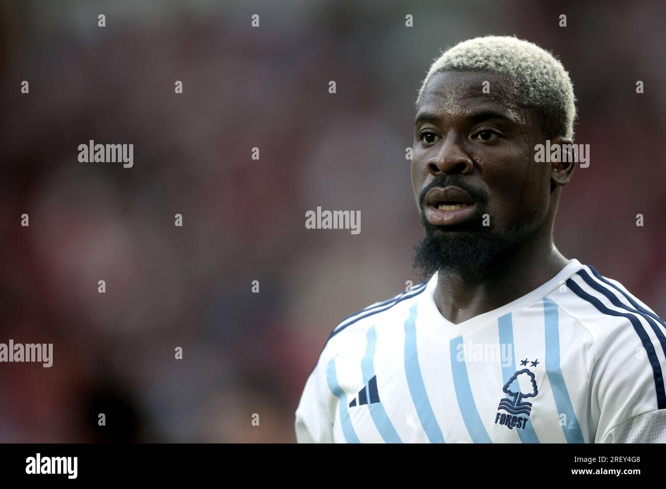 Serge aurier nottingham forest hi-res stock photography and images - Alamy