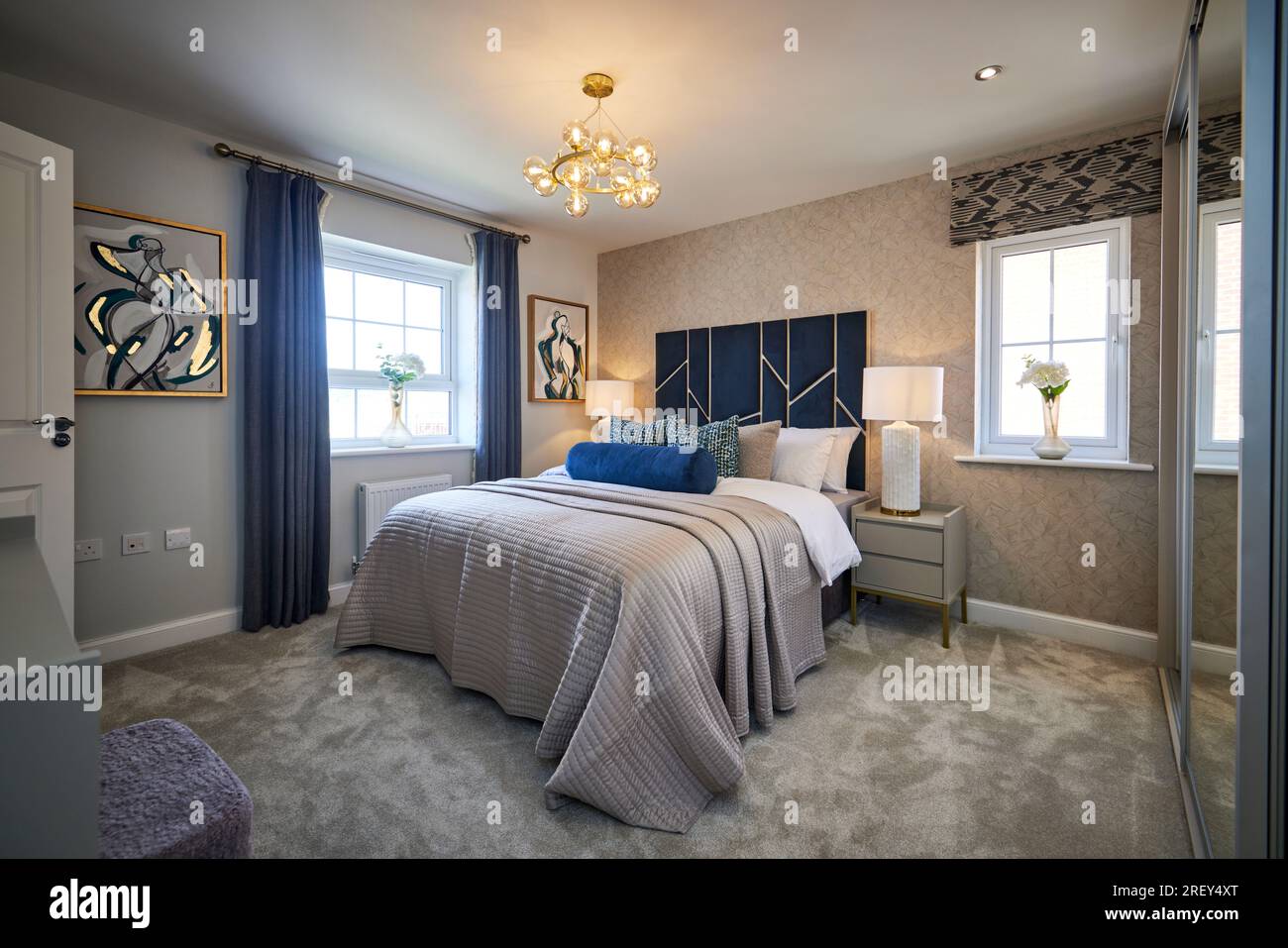 Showhome hi-res stock photography and images - Alamy