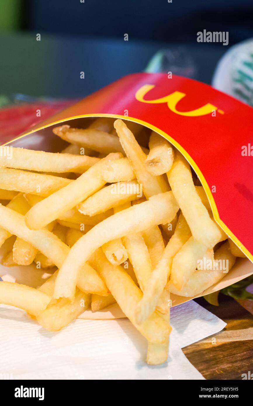 Big mac fries hi-res stock photography and images - Alamy