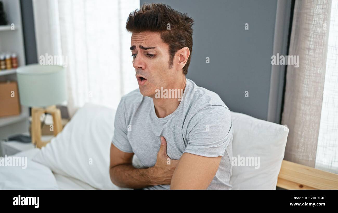 Heart attack man bed hi-res stock photography and images - Alamy