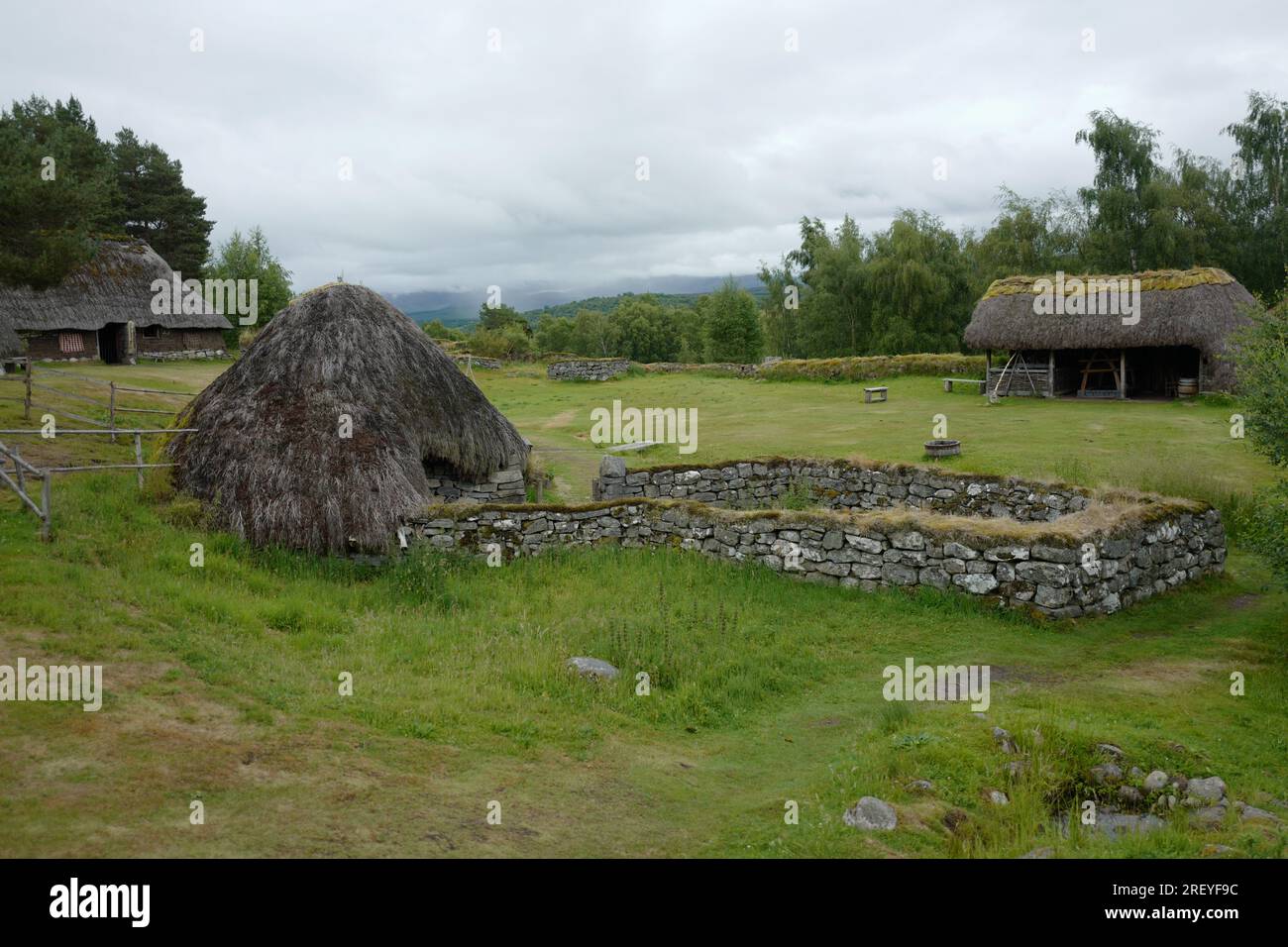 Thatched hut at the Highlands Open Air Museum near Aviemore in Scotland ...