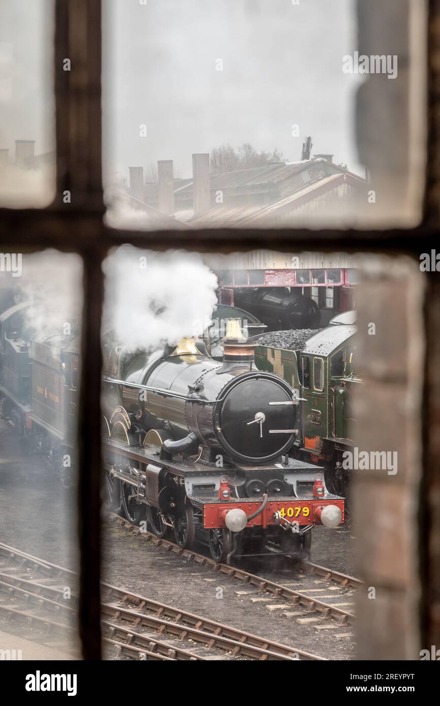 GWR 'Castle' 4-6-0 No. 4079 'Pendennis Castle', Didcot Railway Centre ...