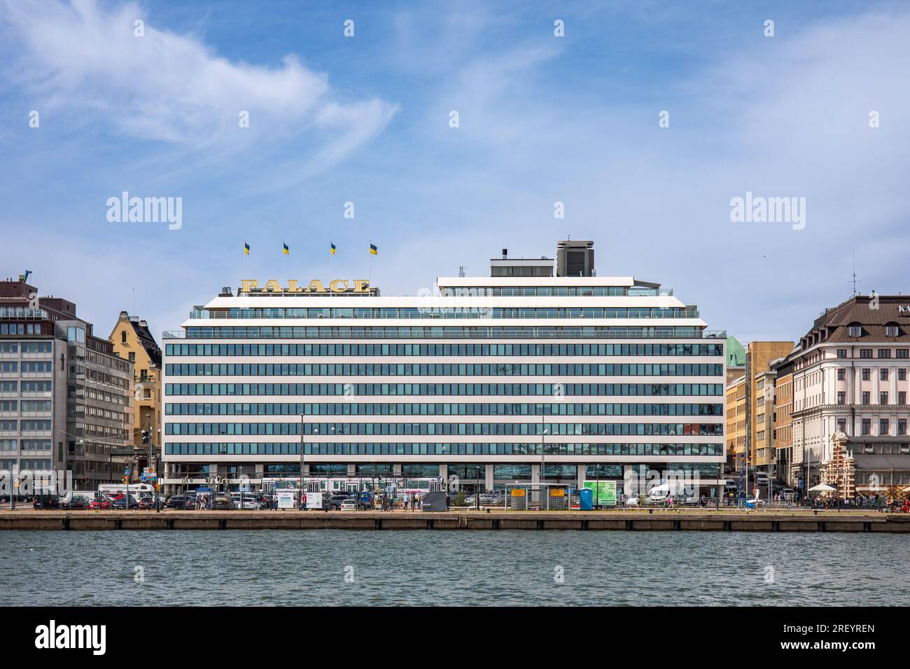 Modernism palace hi-res stock photography and images - Alamy