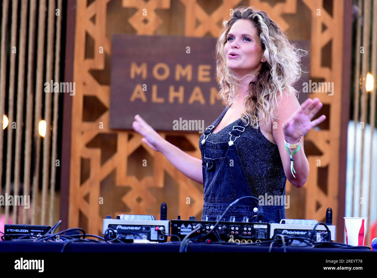 English teacher singer hi-res stock photography and images - Alamy