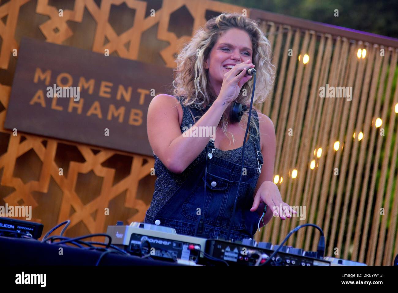 Mona lissa hi-res stock photography and images - Alamy