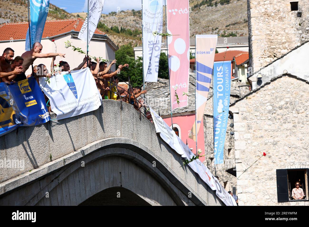 Mostar bridge jumping hi-res stock photography and images - Alamy