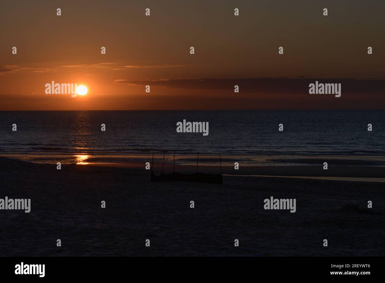 Place text on seascape wave hi-res stock photography and images - Alamy