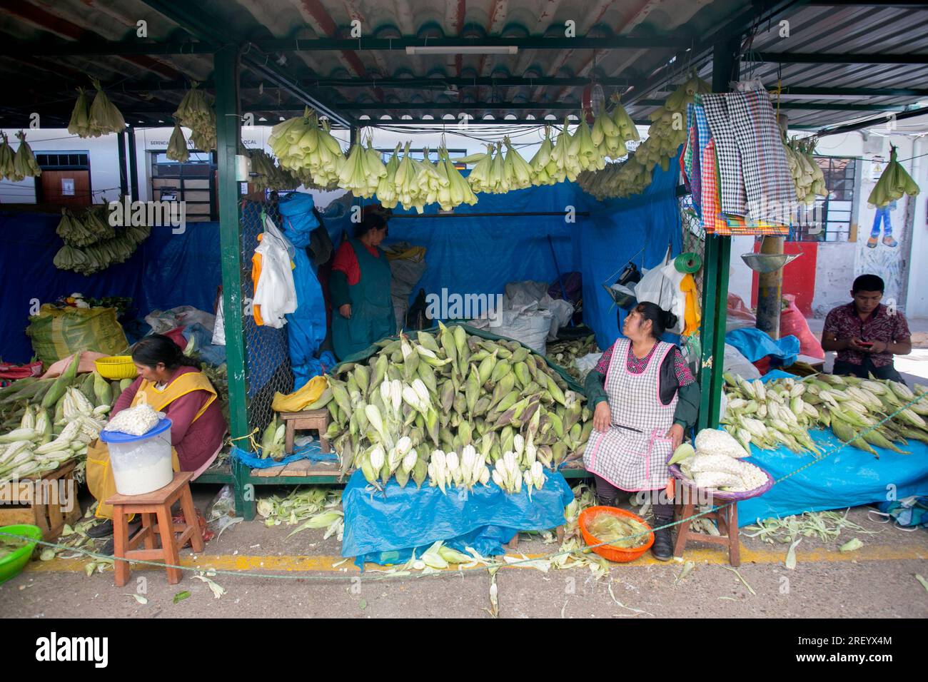 Cusco, Peru; 1st January 2023: Woman selling corn in a food market ...