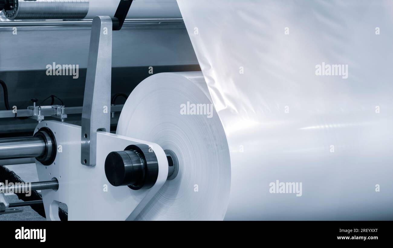 Automatic industrial machine for plastic packaging with light effect of ...