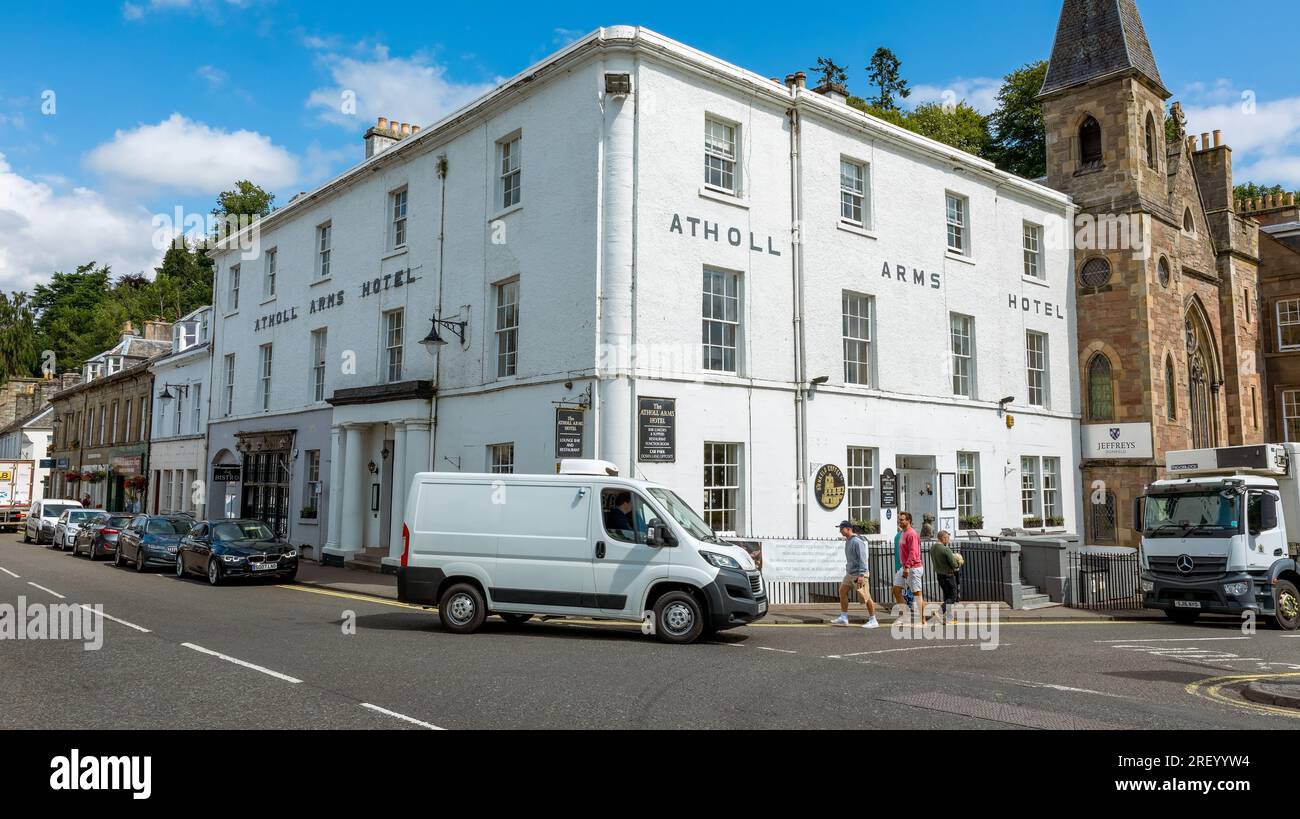 Atholl Arms Hotel for accommodation on the High Street, Dunkeld ...