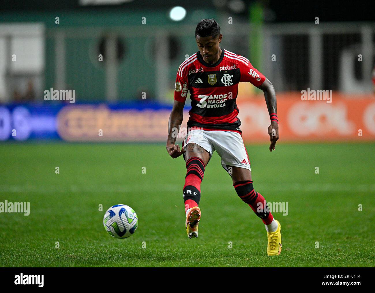 Flamengo bruno henrique 2023 hi-res stock photography and images - Alamy