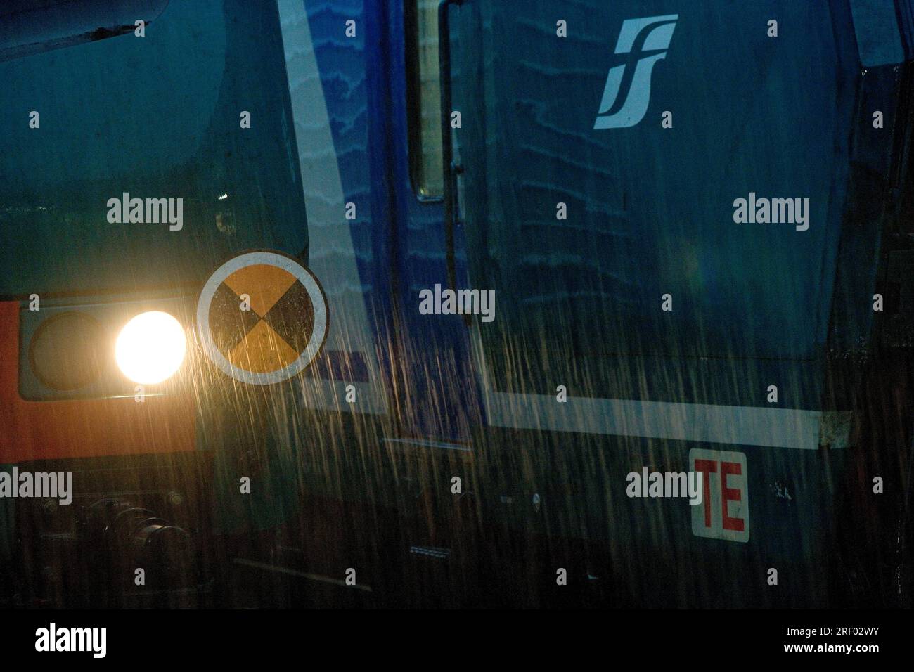 Train headlights at night hi-res stock photography and images - Alamy