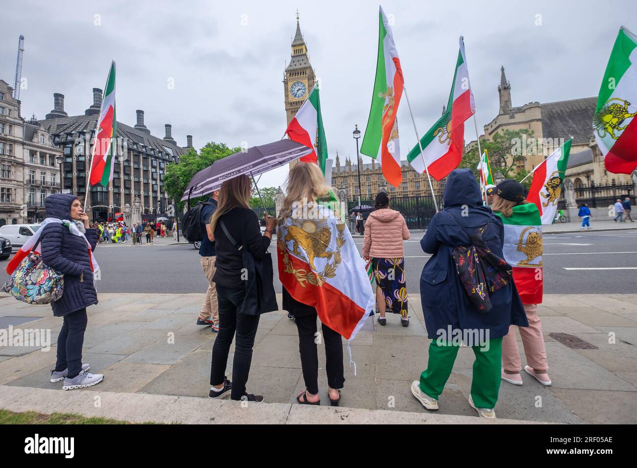 Pre revolution iranian flag hi-res stock photography and images - Alamy