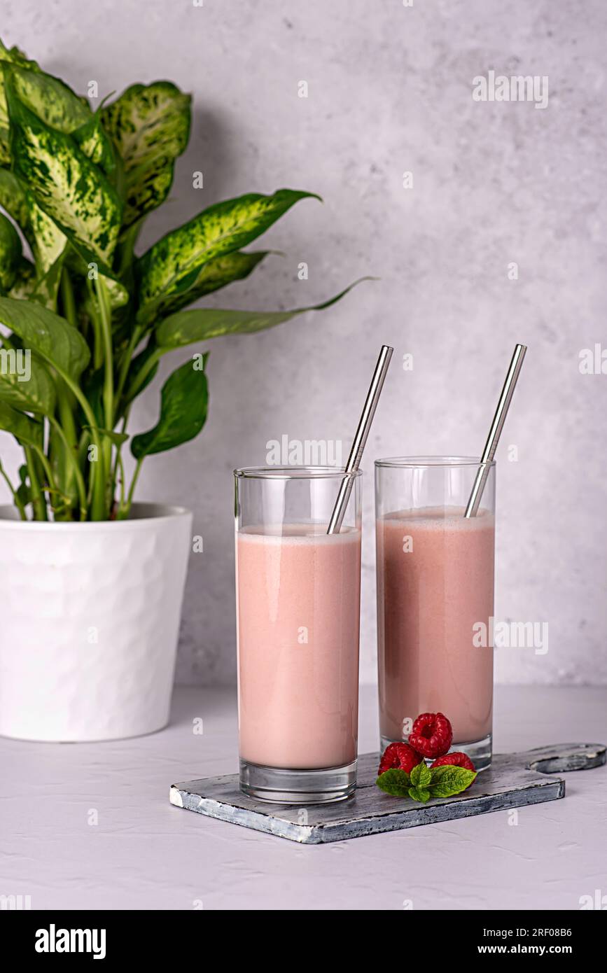Food photography of milkshake, protein, shake, raspberry, smoothie ...
