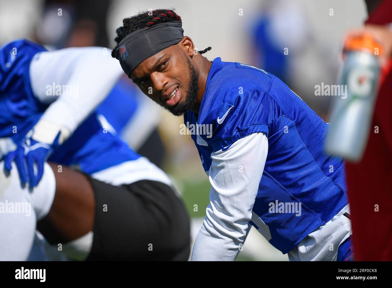 Buffalo Bills safety Damar Hamlin warms up during practice at the NFL ...