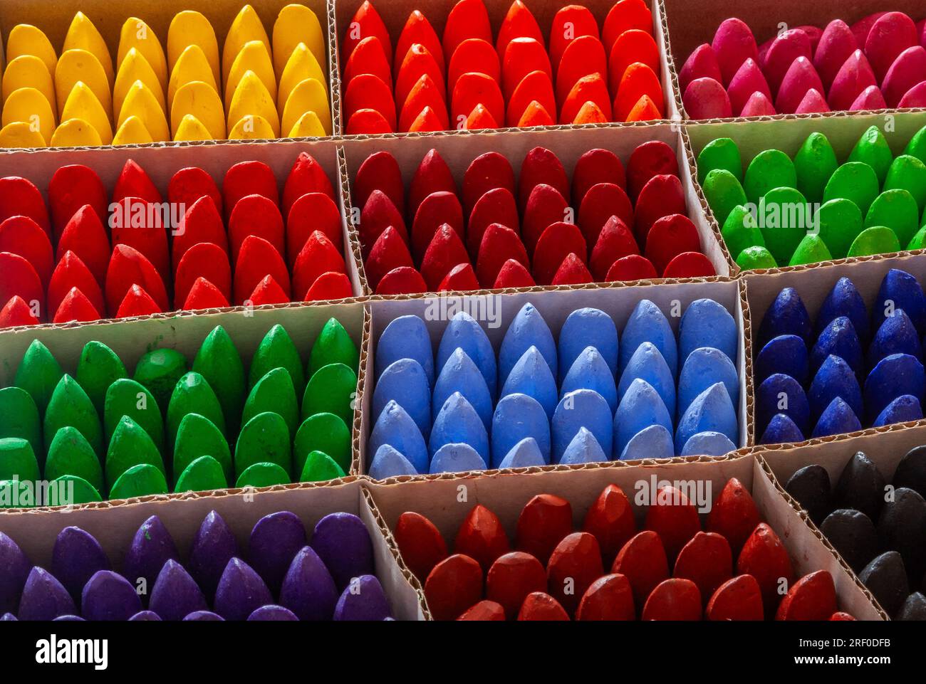 Boxed wax crayons hi-res stock photography and images - Alamy