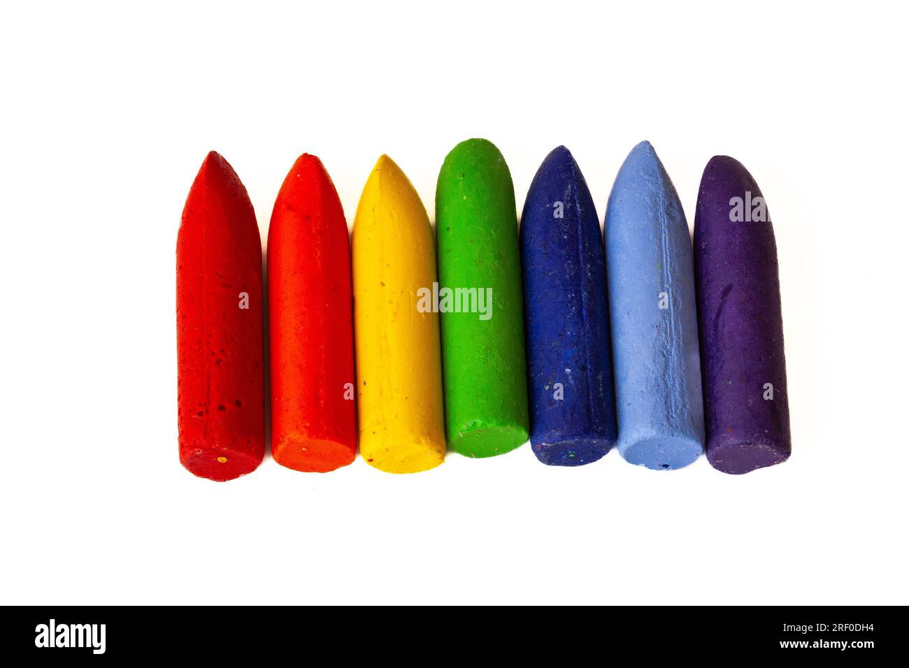 An image of chunky wax crayons in rainbow colours Stock Photo - Alamy