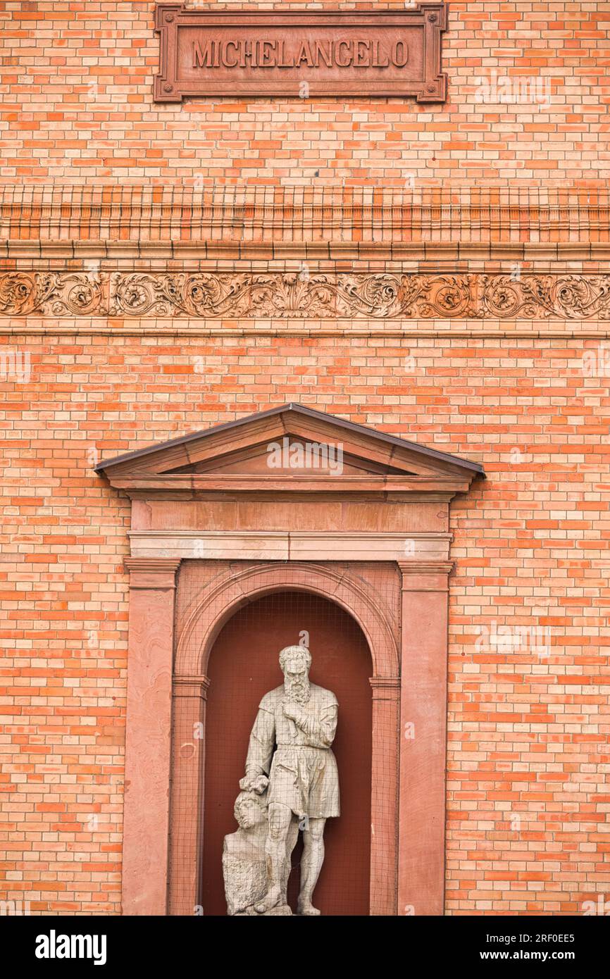 Sculpture statue of great Italian painter, architect, sculptor and poet ...