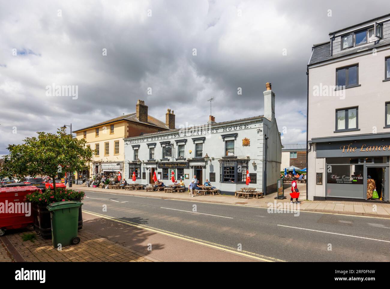 The Waggon & Horses Inn & Market House roadside pub in High Street ...