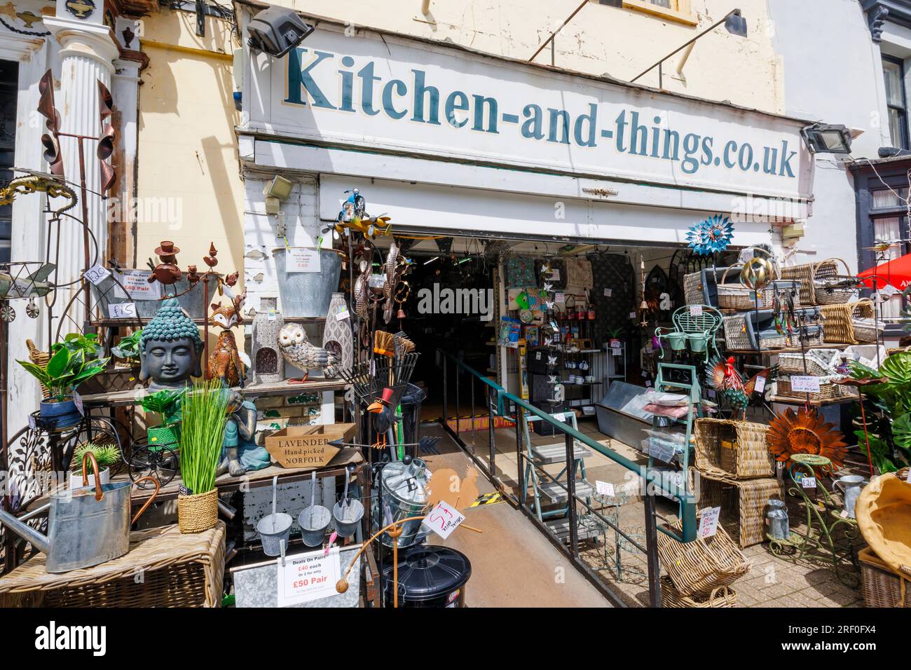 Kitchen things shop store in hi-res stock photography and images - Alamy