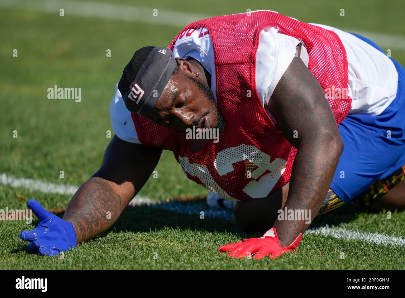 New York Giants Rakeem Nunez-Roches (93) participates in training ...