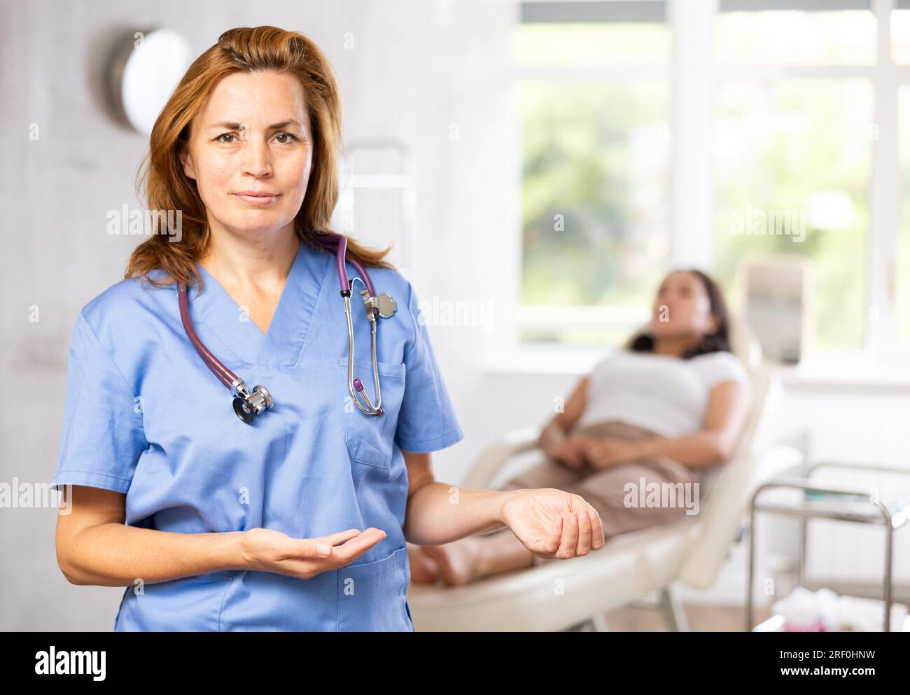Australian nurse with patient hi-res stock photography and images - Alamy