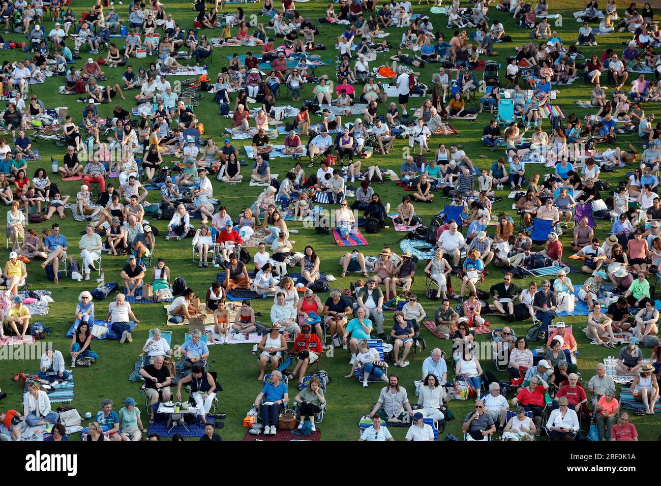 Boston Landmarks Orchestra at the Hatch Shell on the Esplanade, Boston ...