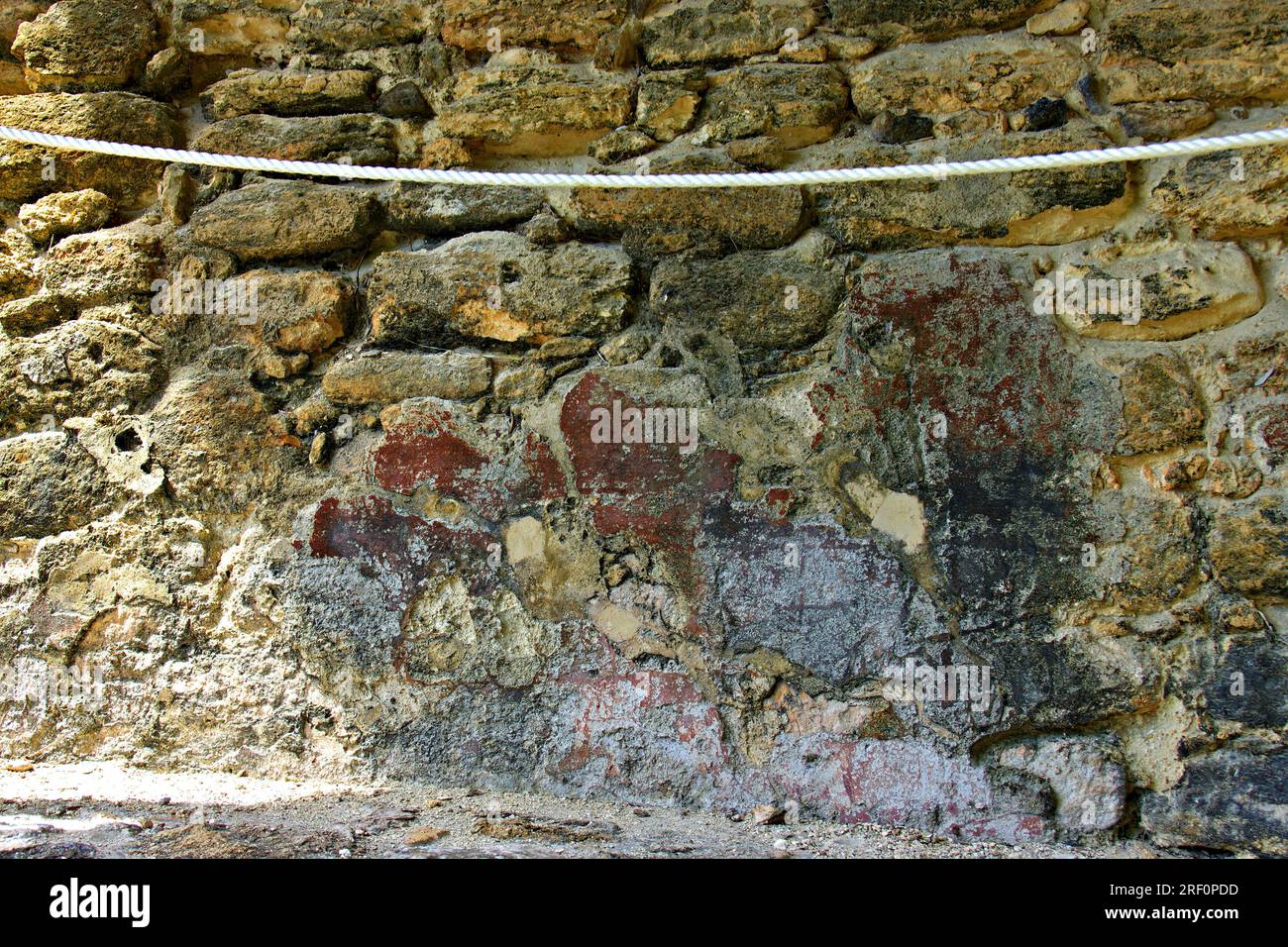 Chacchoben original red paint hi-res stock photography and images - Alamy