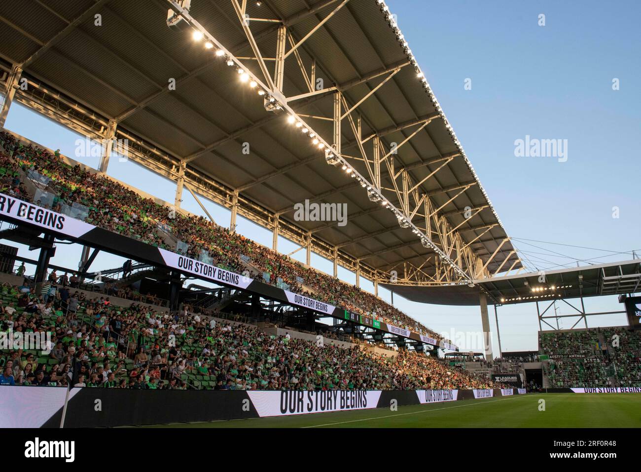 Stay in the win hi-res stock photography and images - Alamy