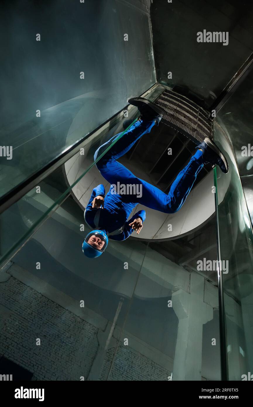 Aerodynamic levitation hi-res stock photography and images - Alamy