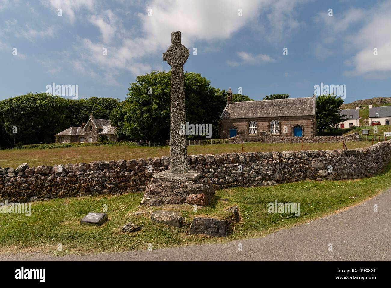 Isle of Iona, Scotland, UK. 6 June 2023. Macleans Cross where medieval ...