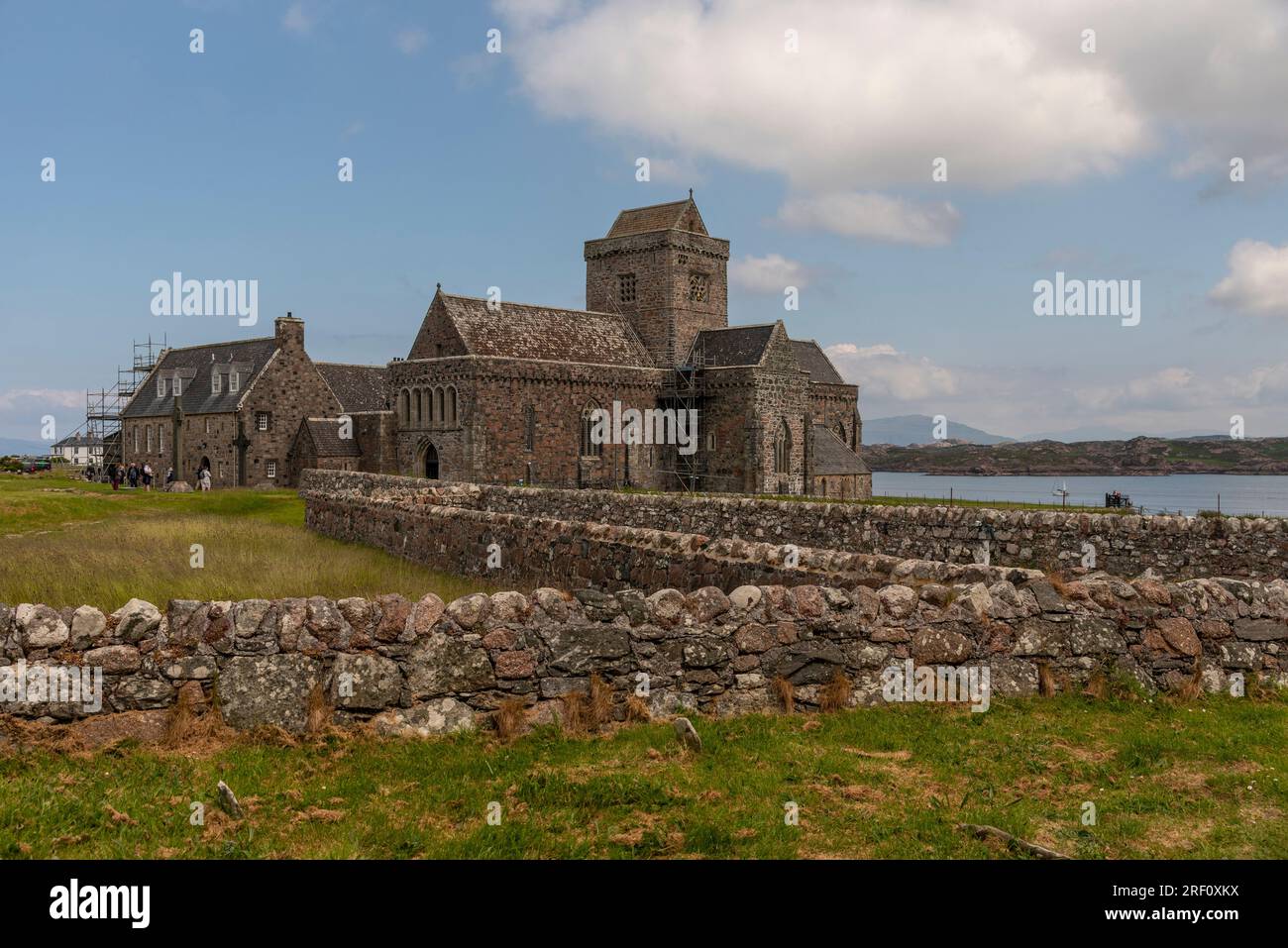 Iona abbey architecture stone hi-res stock photography and images - Alamy