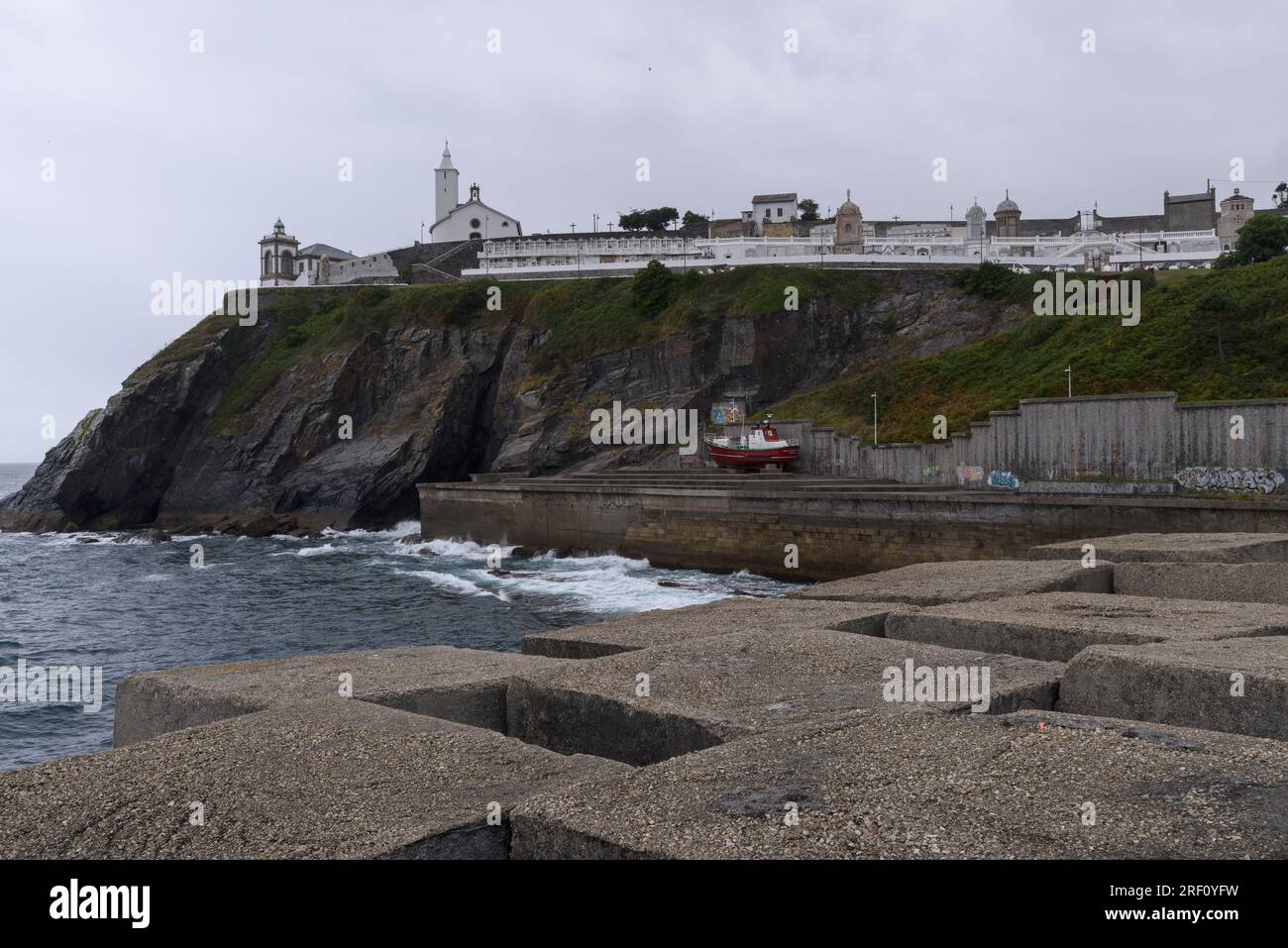 Luarca cementerio hi-res stock photography and images - Alamy