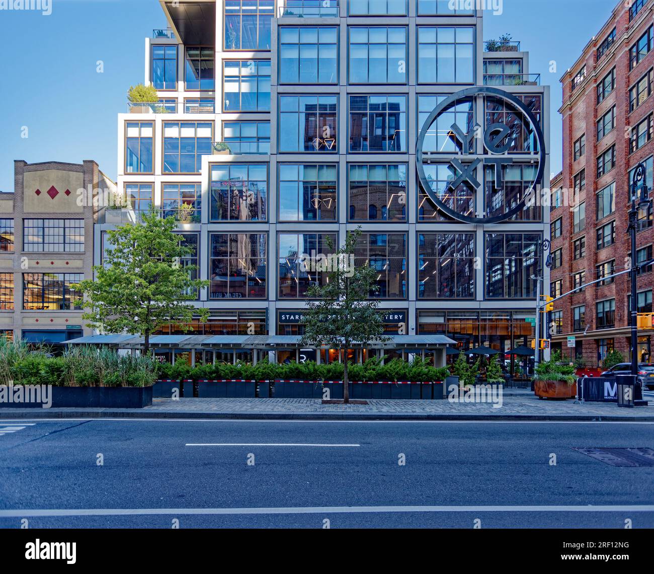 Chelsea: 61 Ninth Avenue is an arrangement of glass cubes designed by ...