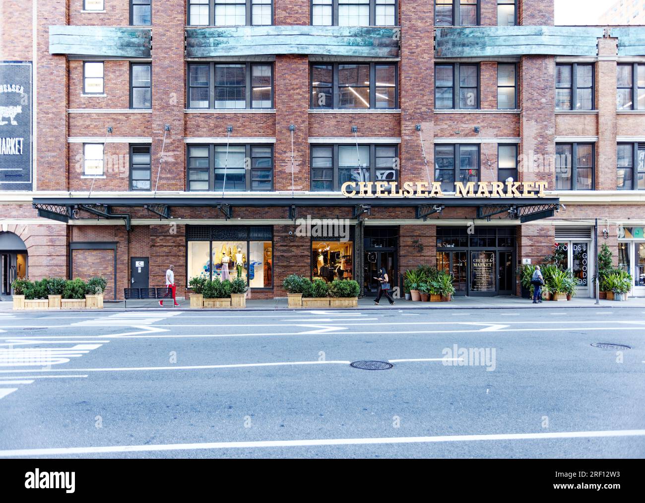 Chelsea Market, a former Nabisco factory and Oreo birthplace, is now a ...
