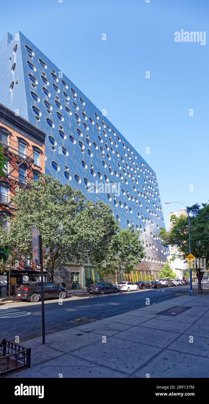 Chelsea: Dream Downtown Hotel is the stainless steel-clad conversion of ...