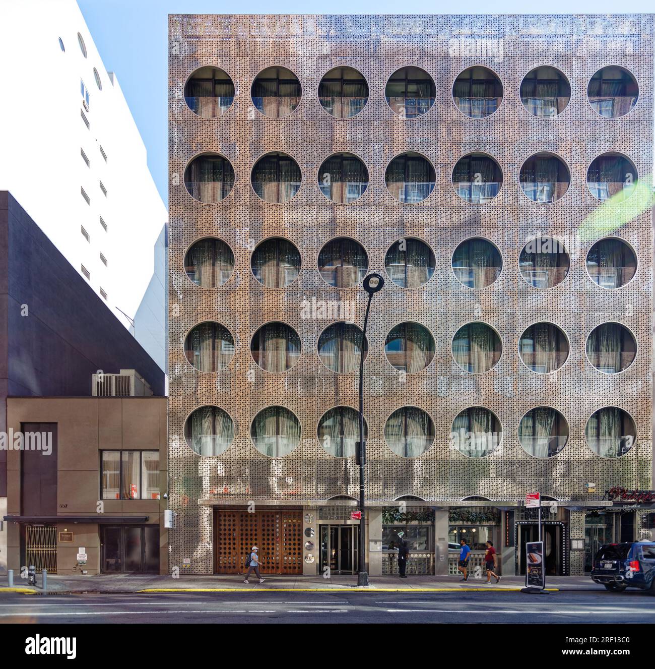 Chelsea: Dream Downtown Hotel is the stainless steel-clad conversion of ...