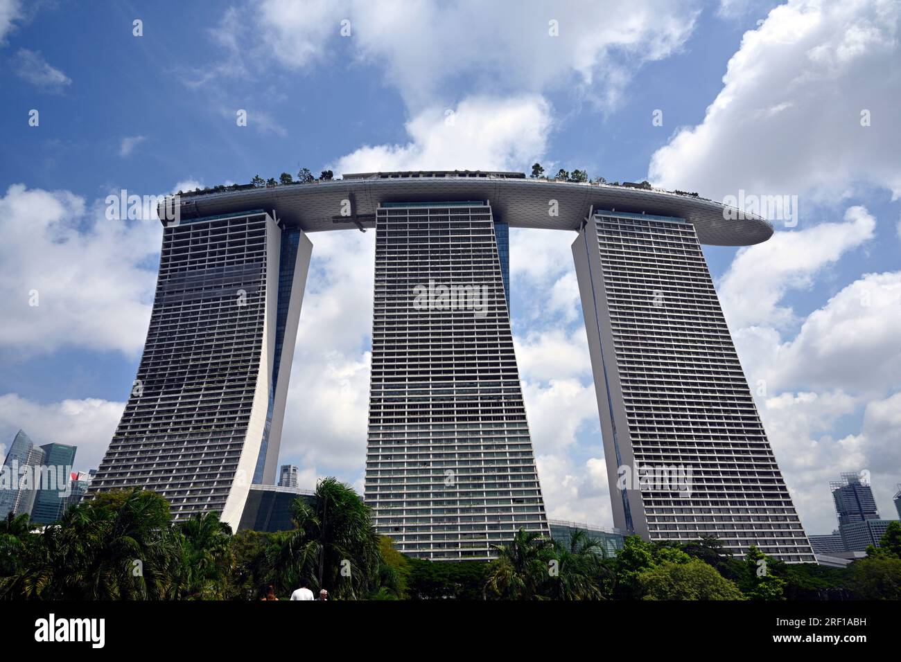 Marina Bay Sands Hotel Exterior Wall Vertical Panorama on a hot summer ...