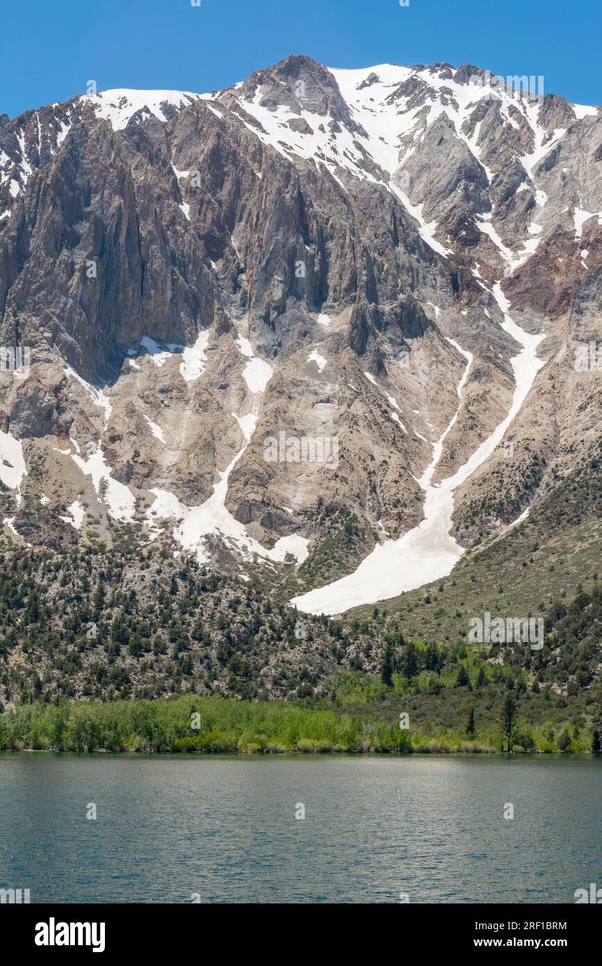 The tranquil beauty of Convict Lake in the High Sierras Stock Photo - Alamy