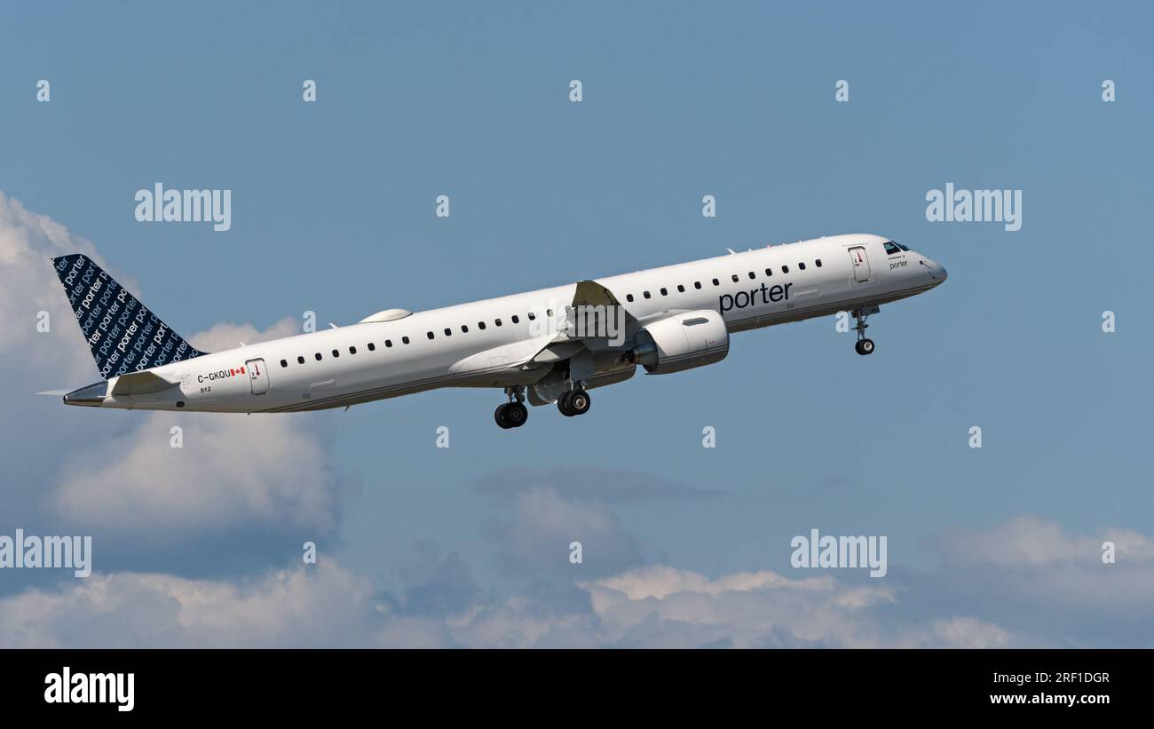 Porter airlines embraer e195 e2 hi-res stock photography and images - Alamy