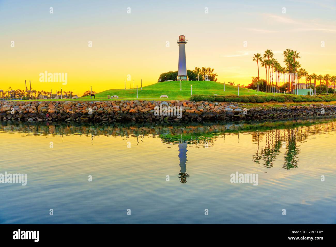 Waterfront near the Lions Lighthouse hill in Long Beach, California ...