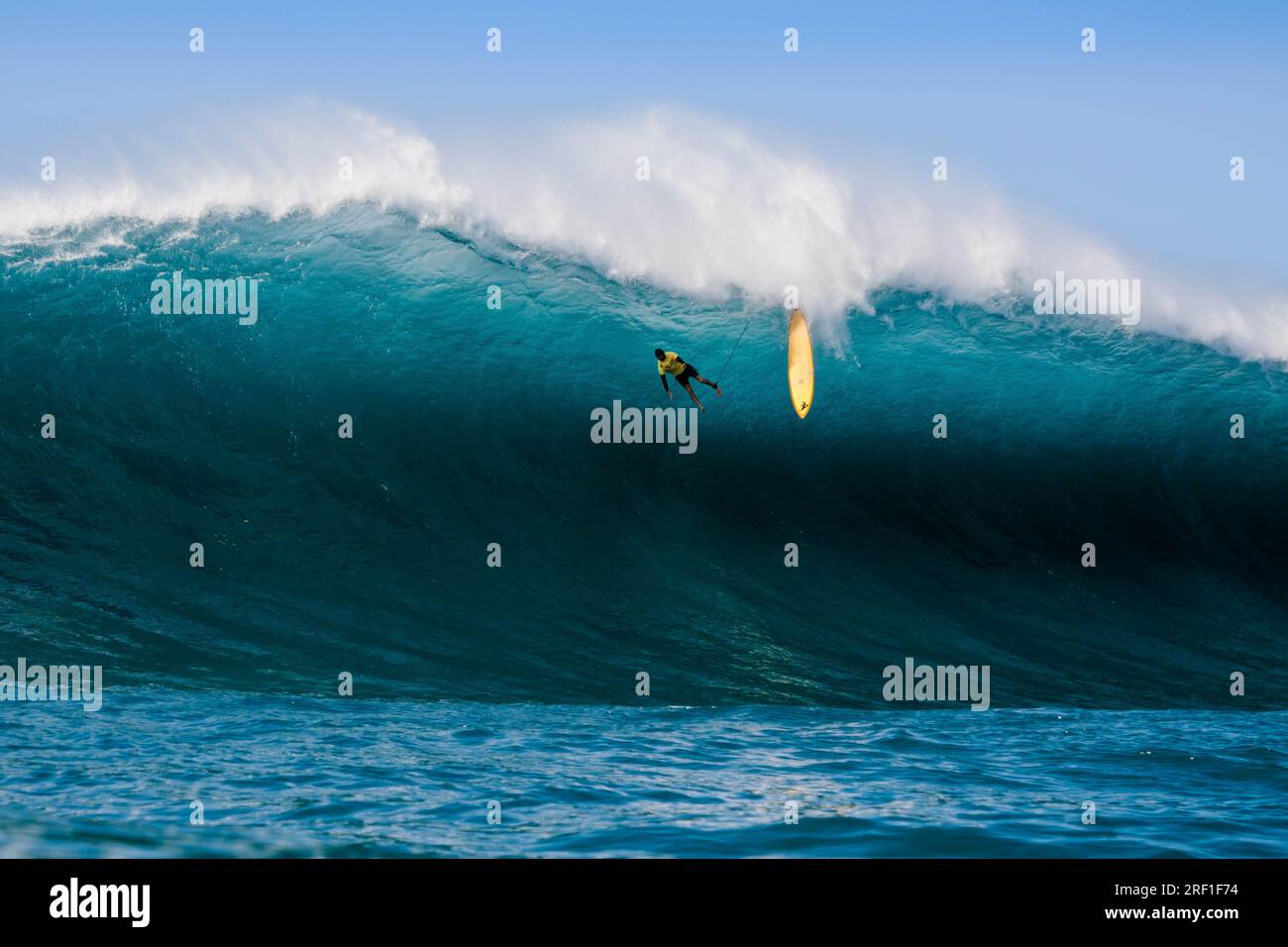 North Shore, Hawaii, USA. 22nd Jan, 2023. Big wave surfer KOHL ...