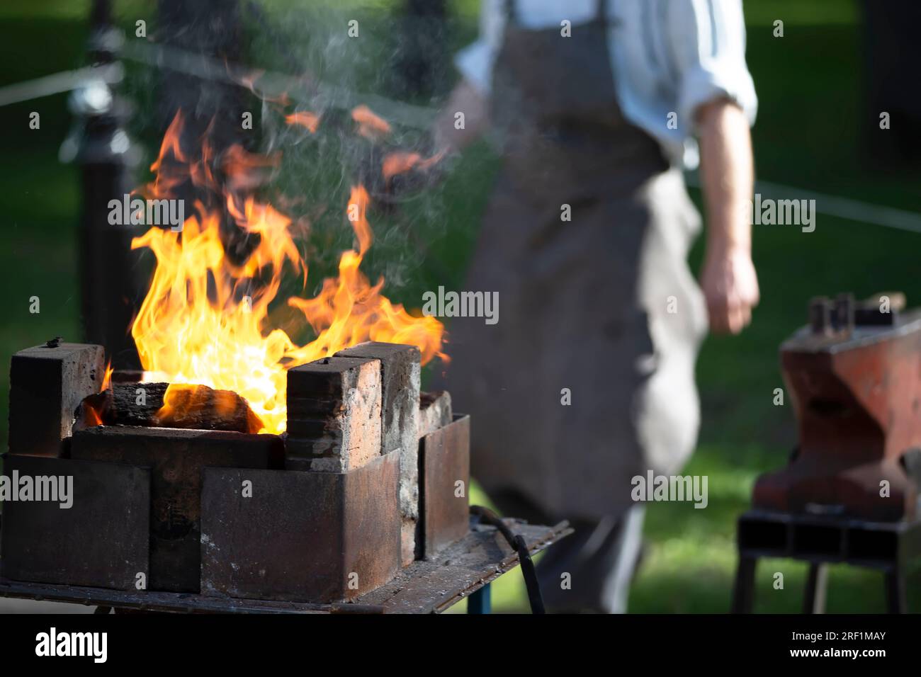 Blacksmithing industry hi-res stock photography and images - Alamy