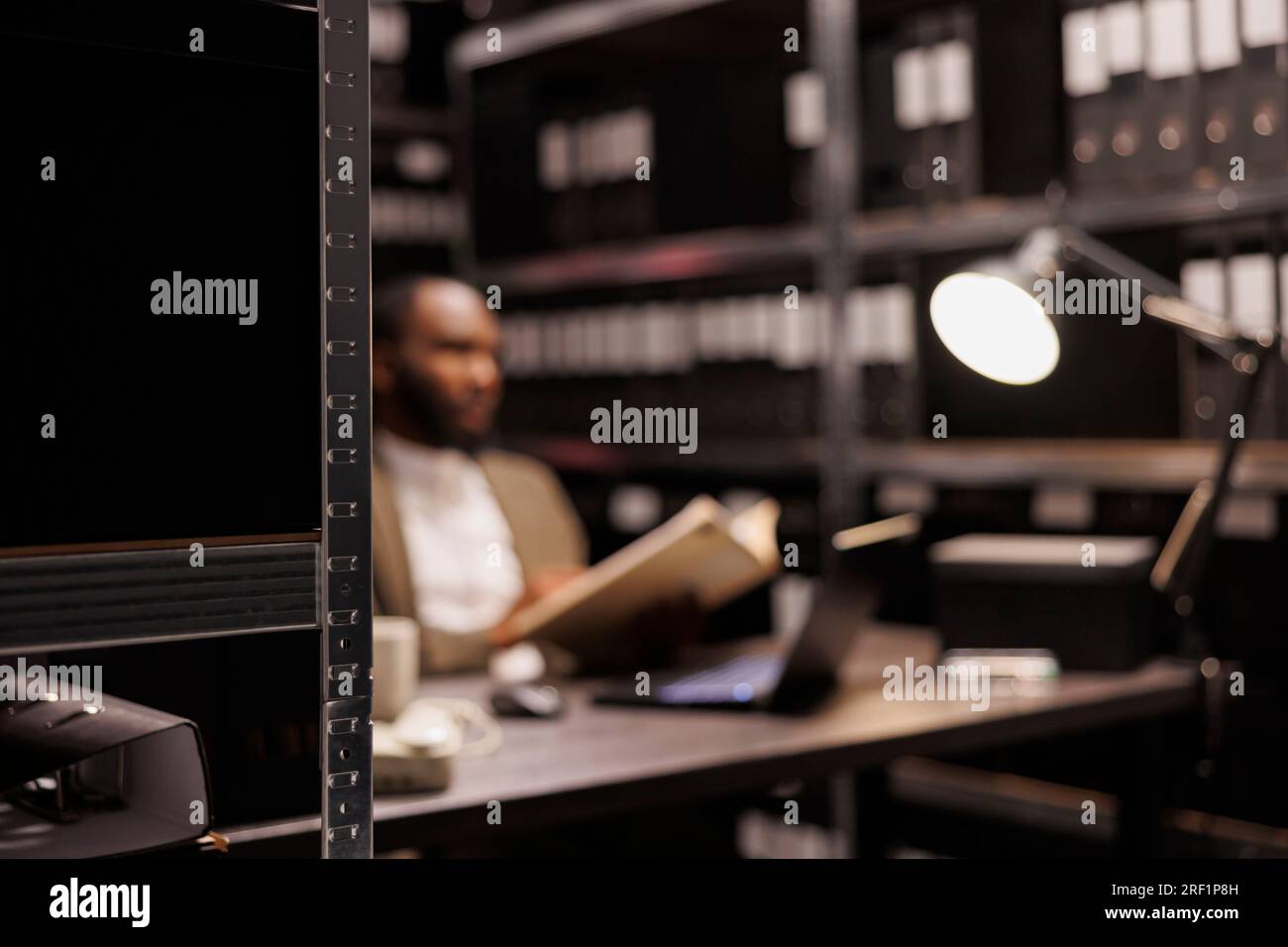 Cop detective hi-res stock photography and images - Alamy