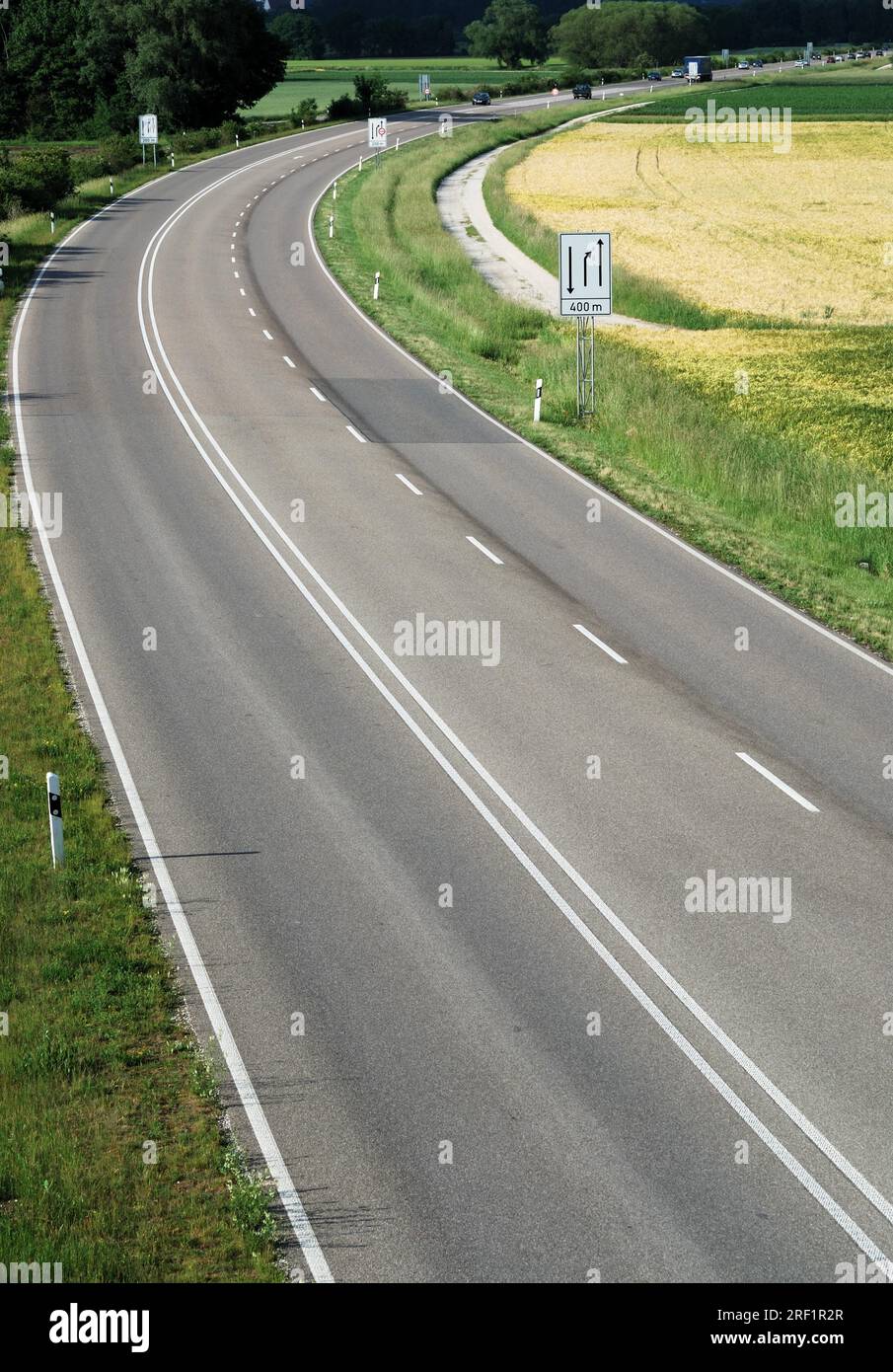 Multilane hi-res stock photography and images - Alamy