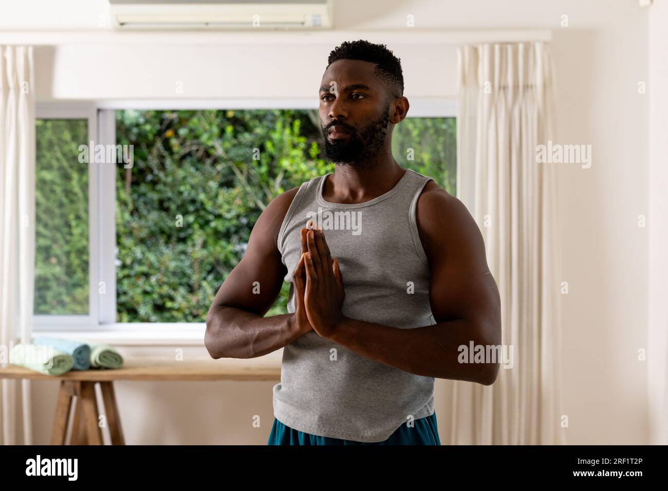 African american man practicing hi-res stock photography and images - Alamy