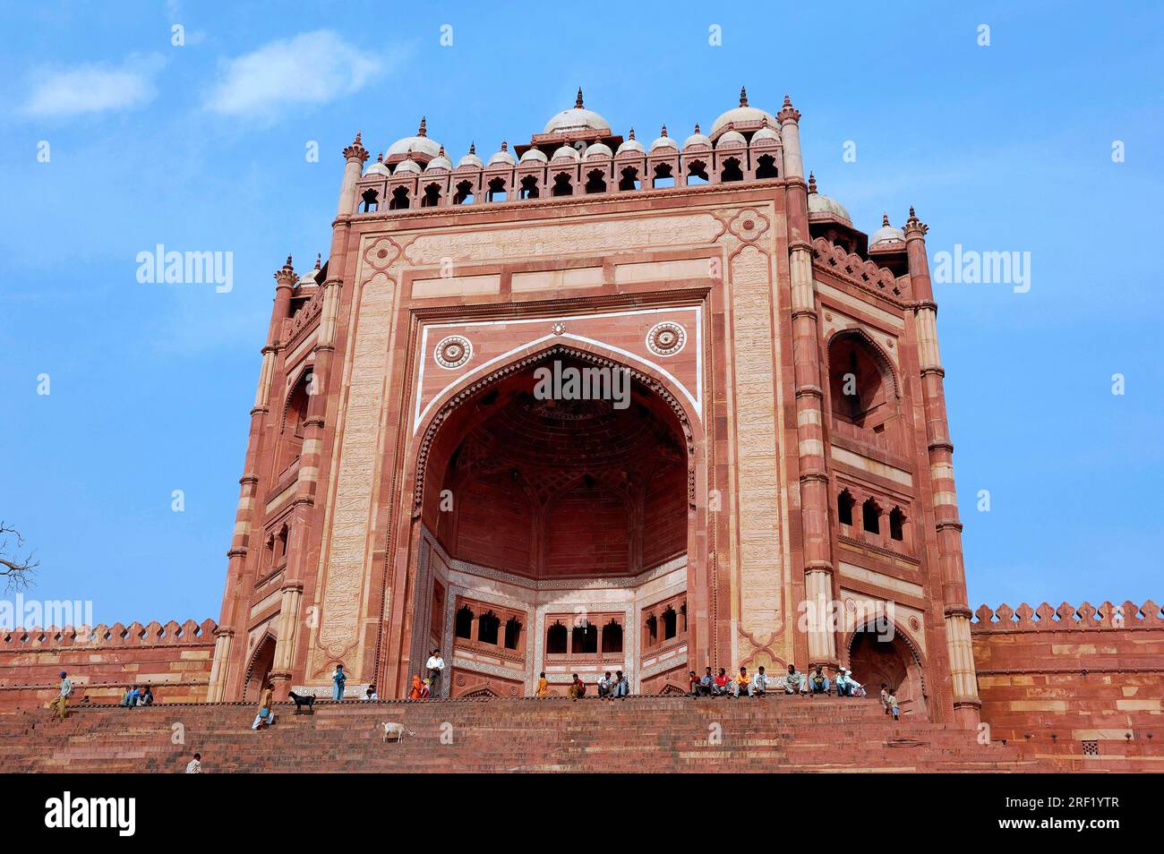 Victory Gate 'Buland Darwaza', Dargah, Mughal City, built 1569-1585 ...