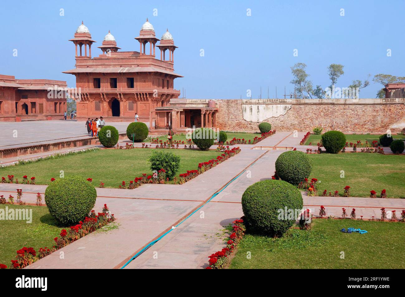 Diwan-i-Khas Garden and Audience Hall, Mughal City of Fatehpur Sikri ...