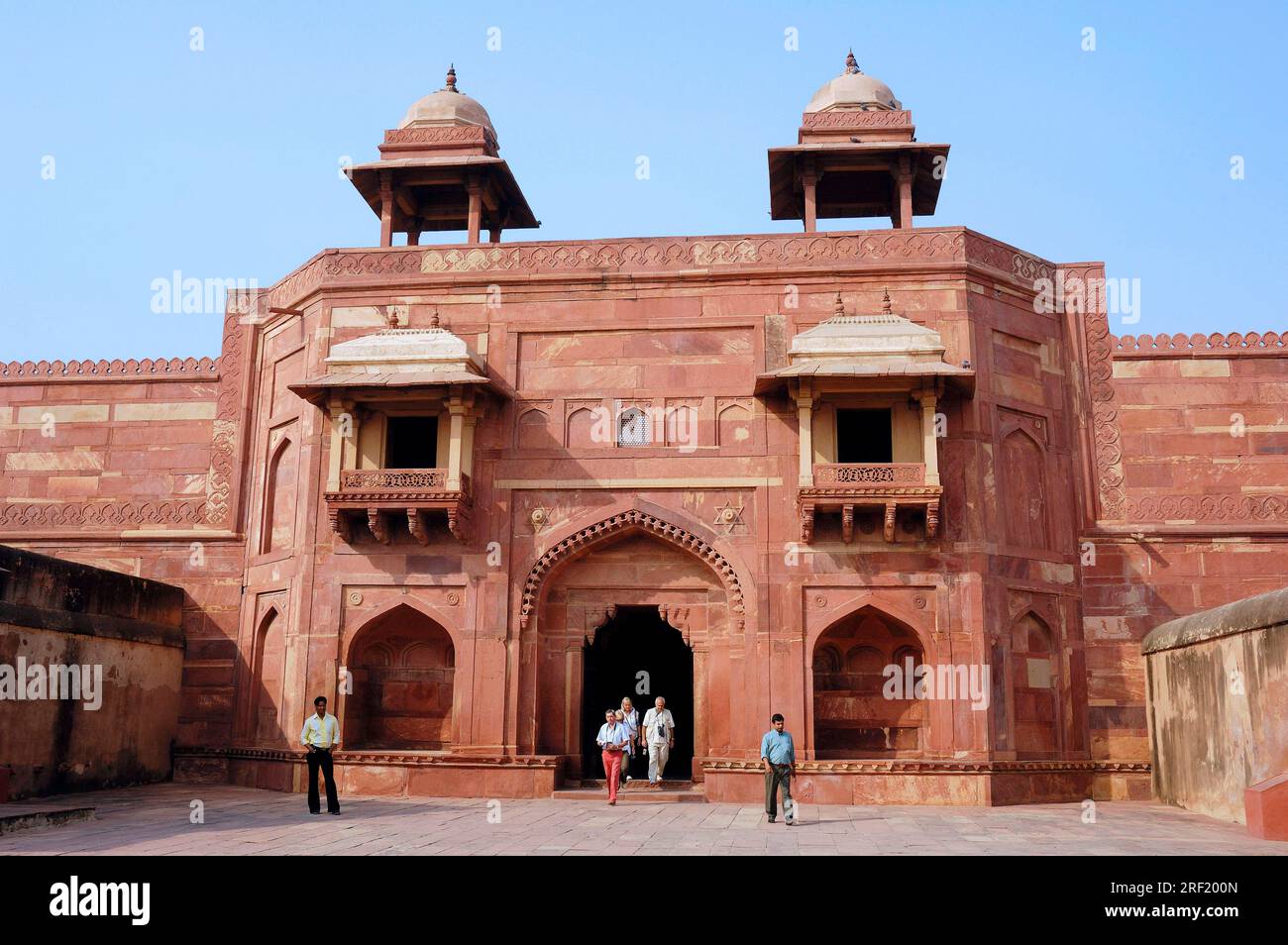 Entrance gate from the palace of Jodh Bai, Mughal city of Fatehpur ...