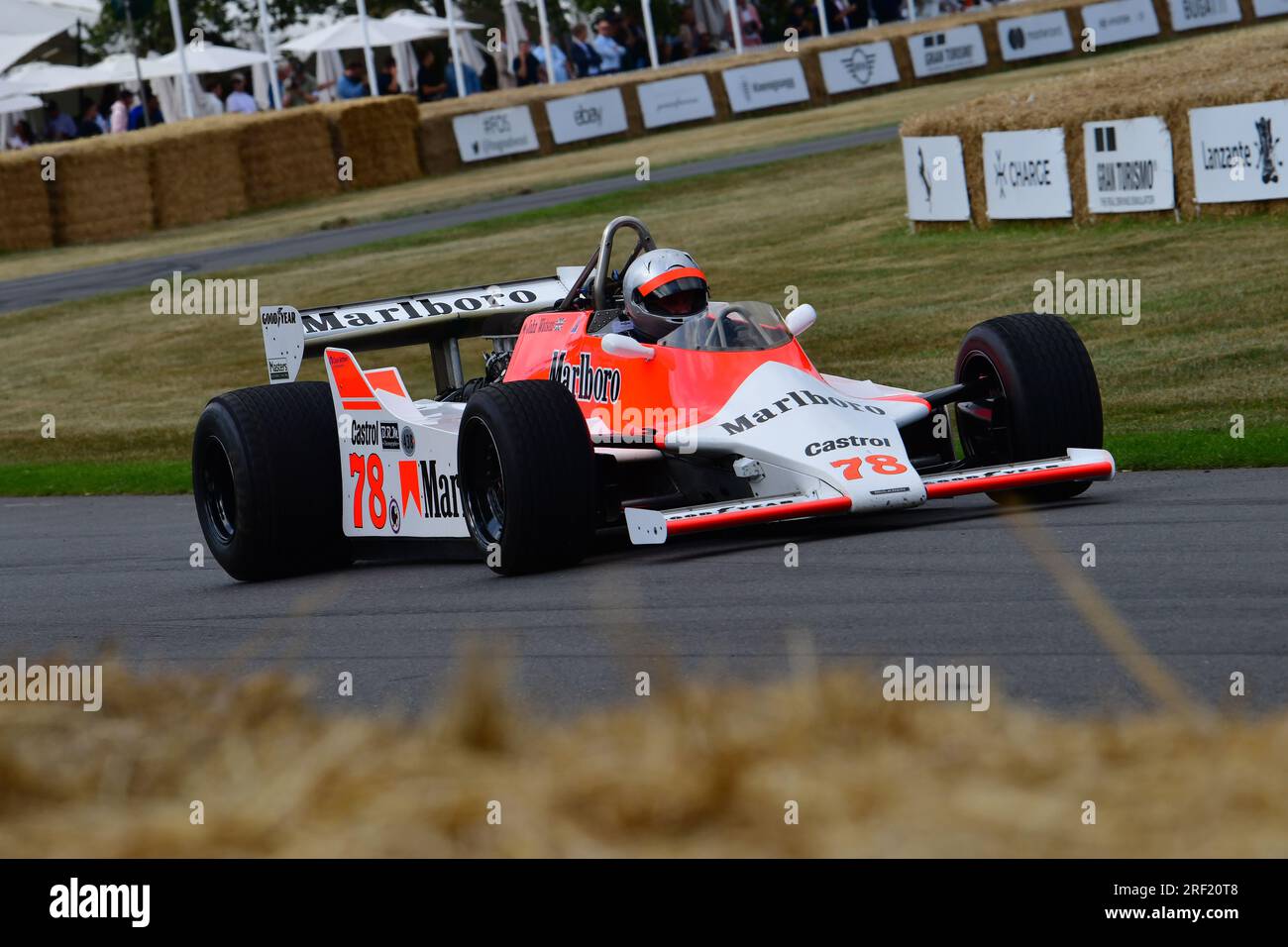 60 years of mclaren racing hi-res stock photography and images - Alamy